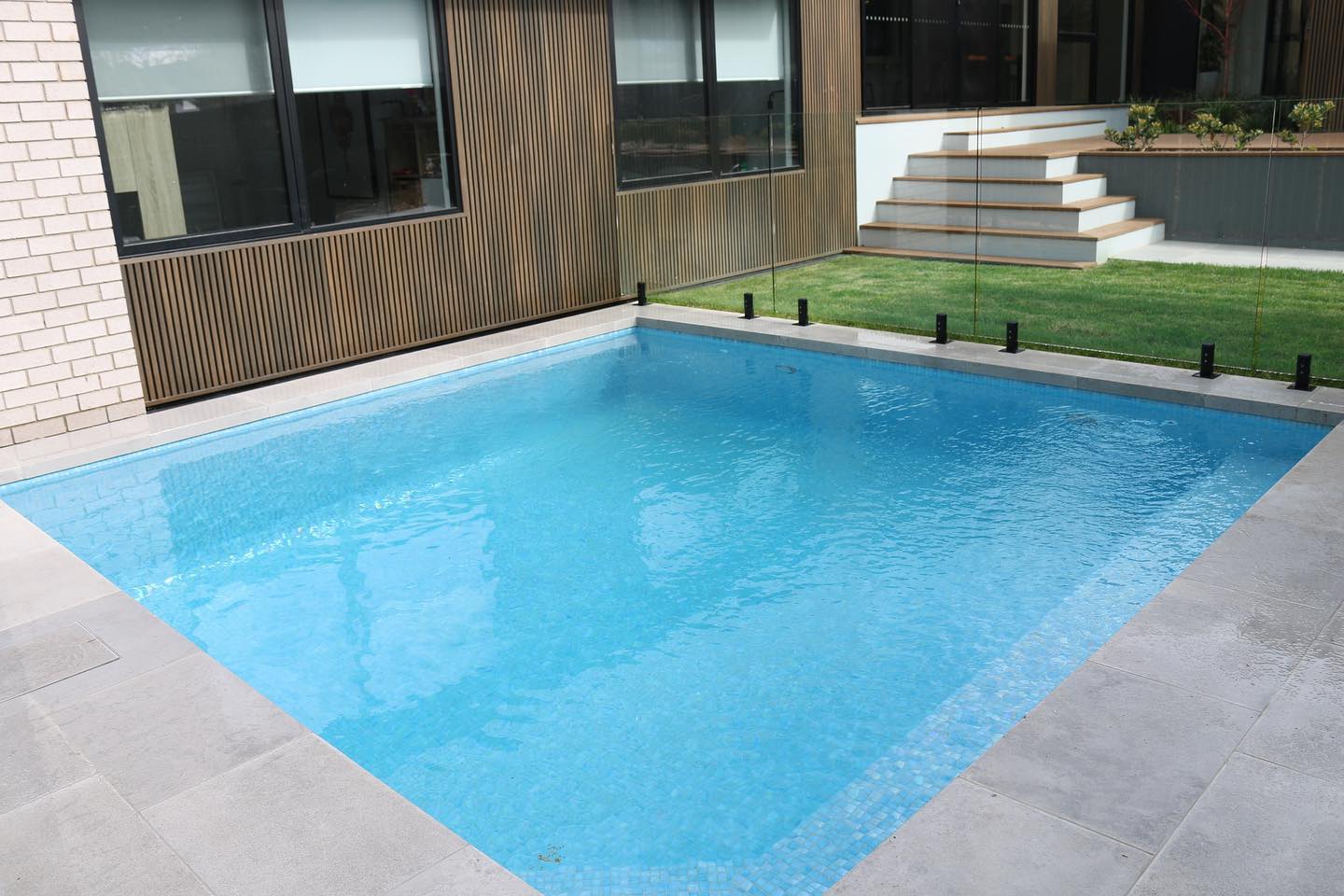 Sleek Concrete Pool in Curtin | Tropical Pools of Australia